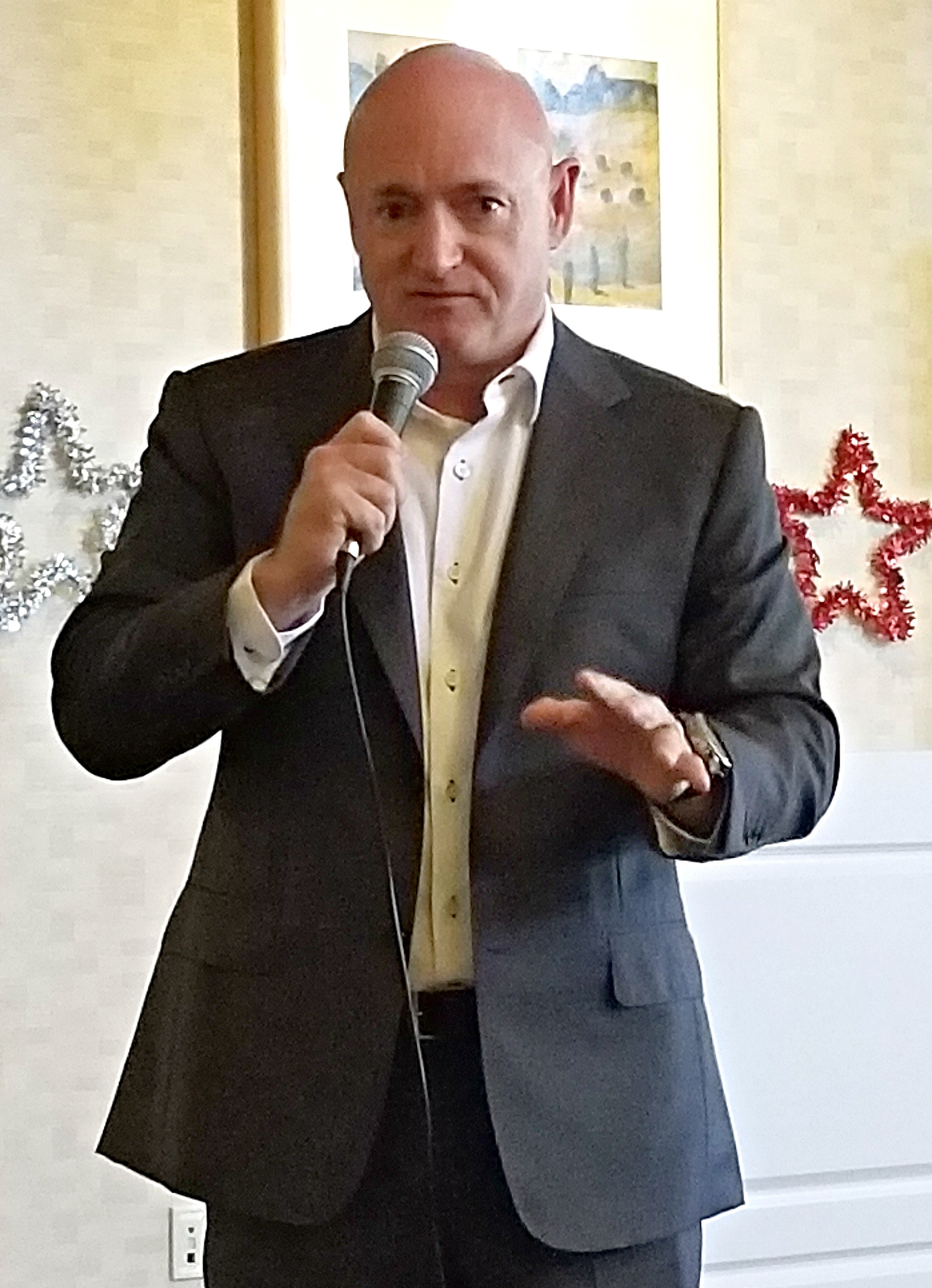 Read Senate Candidate Mark Kelly Distinguishes Himself from McSally now ...