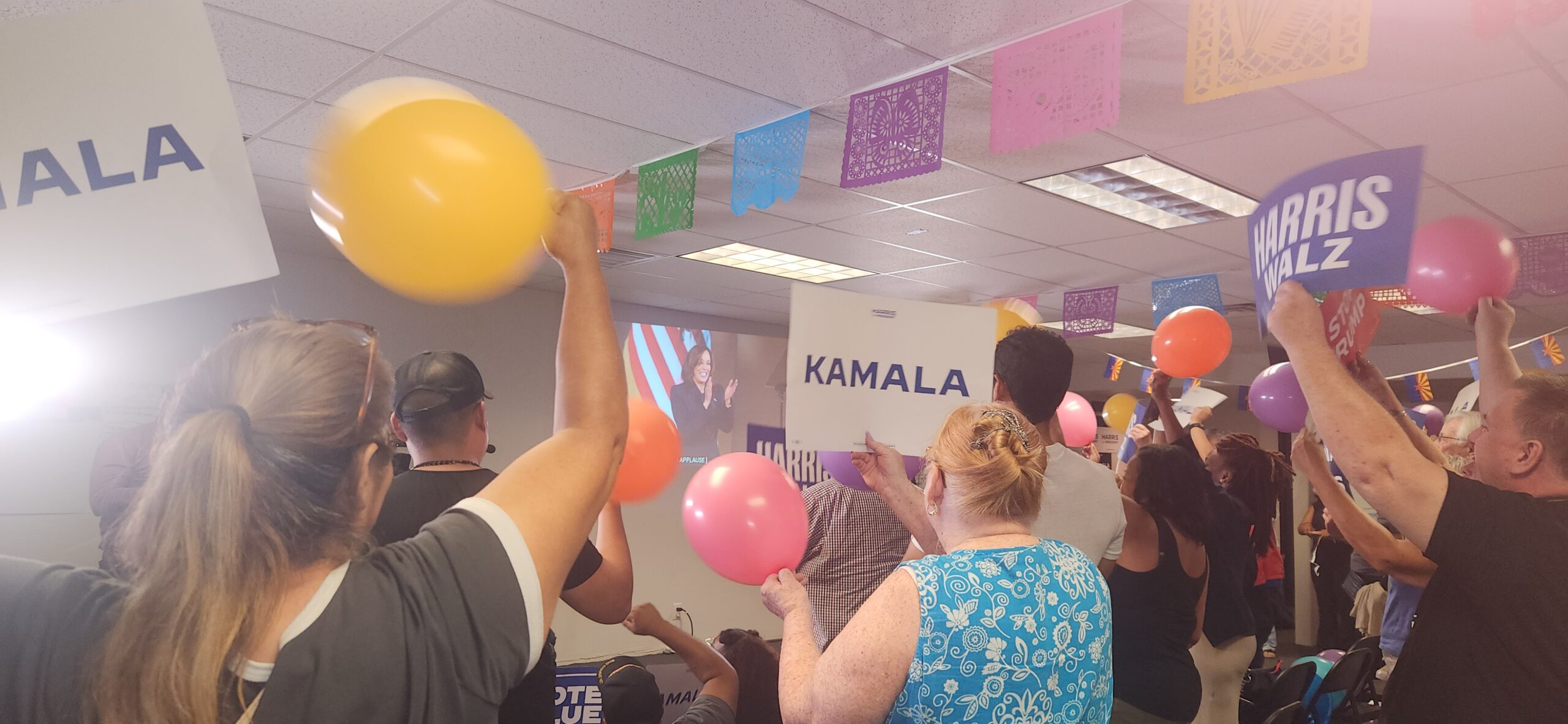 Read Mesmerized Harris/Walz Supporters Cheered the Vice President ...